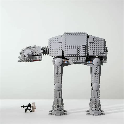 Конструктор Звездные войны Star Wars Шагоход АТ АТ 1267 деталей