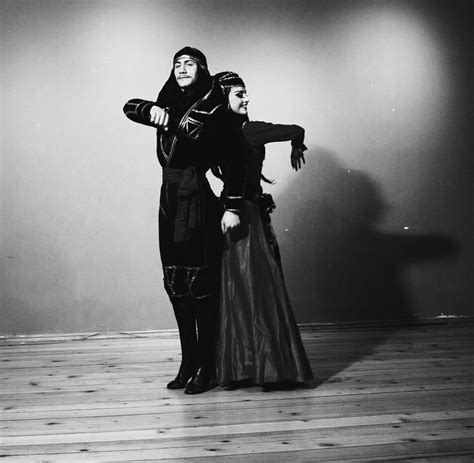 ანსამბლის შესახებ ქართული ცეკვის ანსამბლი საუკუნე