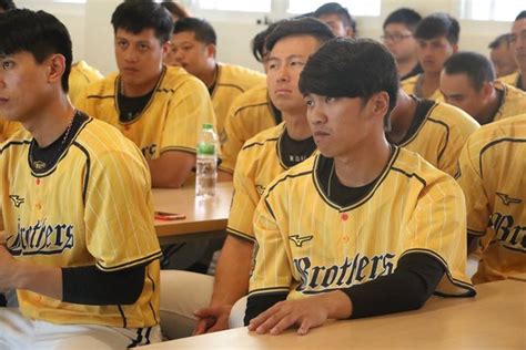 中職／今年力拚個人獎 王威晨：不會再讓了 Ettoday運動雲 Ettoday新聞雲
