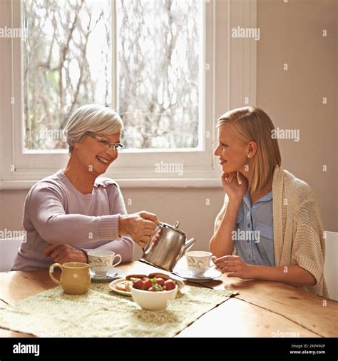 Woman Without Clothes Hi Res Stock Photography And Images Alamy