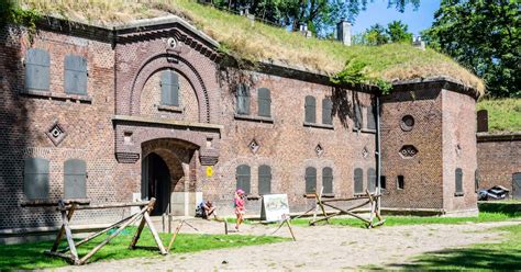 Polish War Museum Asks Guests To Please Stop Having Sex Inside