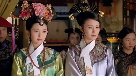 《甄嬛传》皇上不在意祺嫔狐媚争宠，为何祺嫔责打宫女后，反被皇上降位禁足？ 搜狐大视野 搜狐新闻