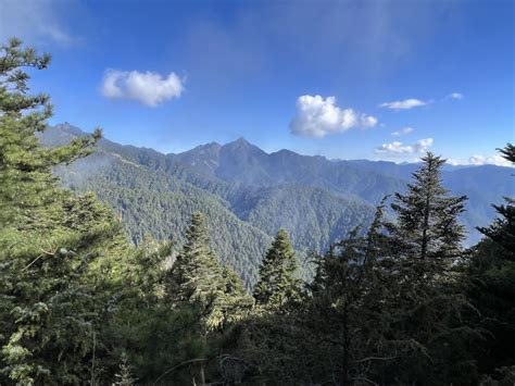 奇烈亭上審馬陣接南湖北稜下拔都諾府西稜出多加神2天1夜高山縱走行程參考 耶烈馬巴拔魔神 初中階探勘艱難路線 健行筆記