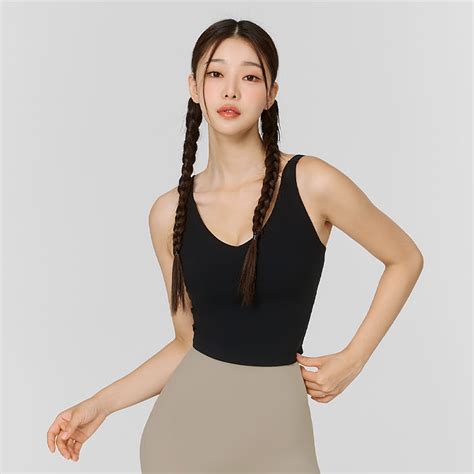 Black Label Signature V Neck Crop Top Xexymix Singapore Official