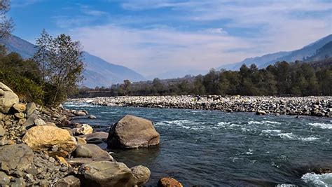 Discover The Splendor Of Beas River In Himachal Pradesh