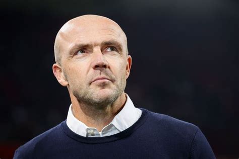 Vfb Stuttgart Denkt Groot ‘alfred Schreuder In Beeld Als Nieuwe Trainer Buitenlands Voetbal