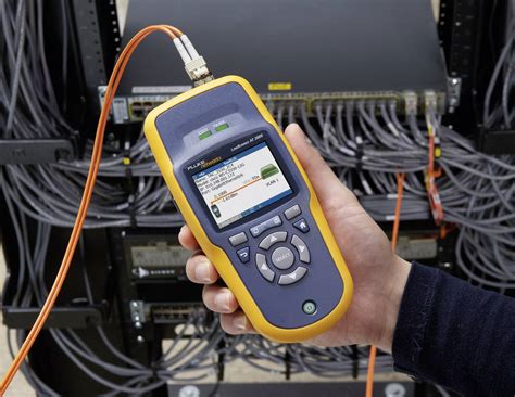 Fluke Networks Lrat 2000linkrunner At 2000 Network Auto Tester Copper Fo Options Cable Tes