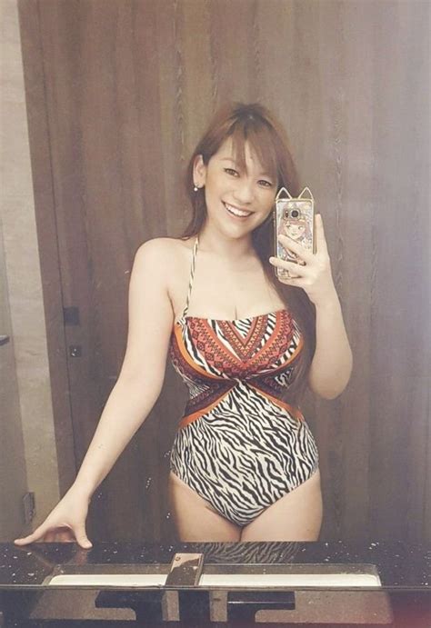 Rian Gonzales Cute Filipina Selfie 7 Buttercrumbz