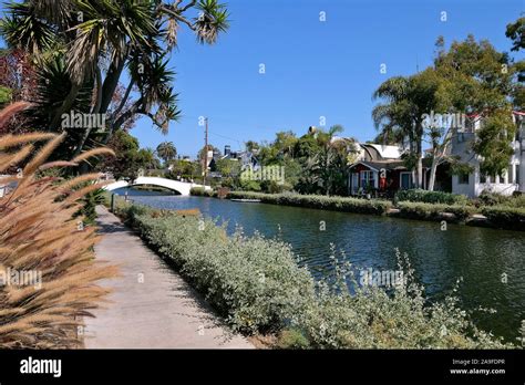 Historic Quarter Venice Canals Canals Of Venice Beach Los Angeles
