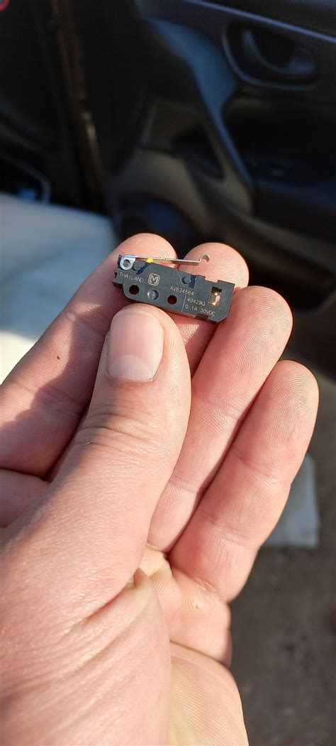 Кашкай 14 год J11 Рычаг селектора не переключался с режима Парковки в другие положения только