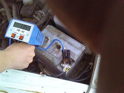 Как проверить аккумулятор нагрузочной вилкой