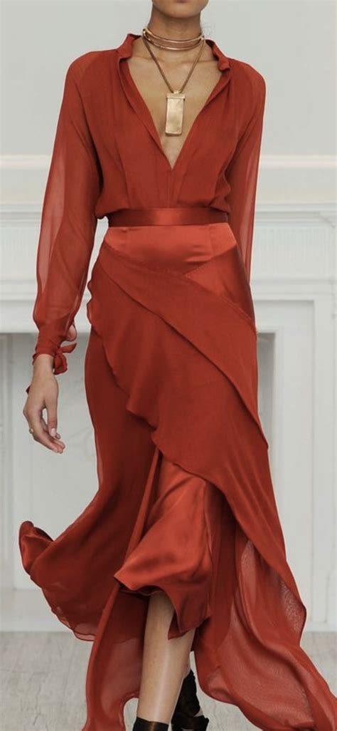 Pin By Luxurydotcom Ldcom On Hot Colors Elegant Maxi Dress Fashion