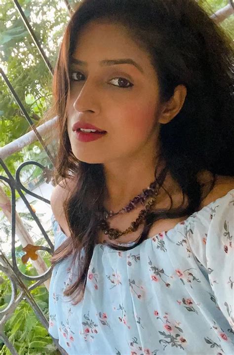 30 Hot Photos Of Kanishka Soni Wiki Bio Tv Shows Photoshoots Instagram Movies And More