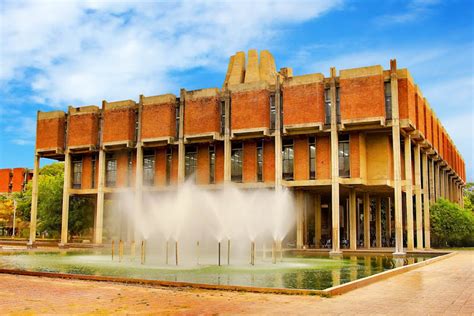 Iit Kanpur Wins Atf Award For Best Assisted Technology Initiatives At