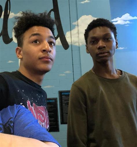 Deonta A Flythe Jr Age 21