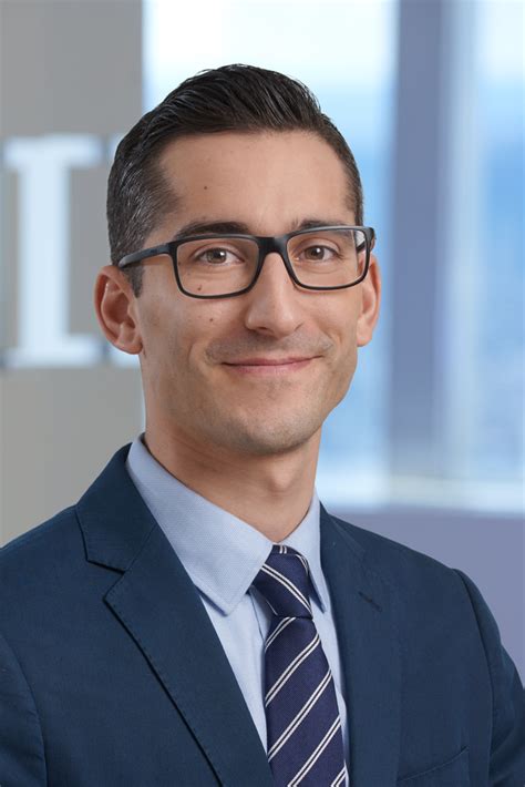 Ali R Olia People Ropes And Gray Llp