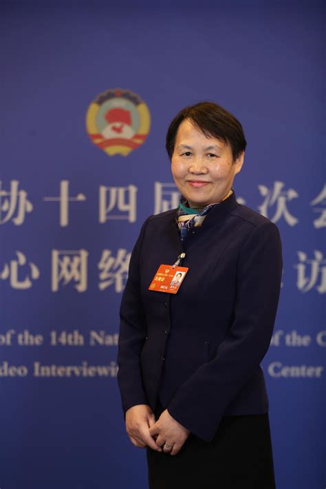 全国政协委员谢资清：建议高校精准施策纾解大学生“缓就业”困境凤凰网湖南凤凰网