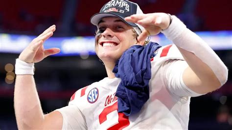 Jaxson Darts Profile Career Highlights Age And More Of The Ole Miss Qb Bolavip Us