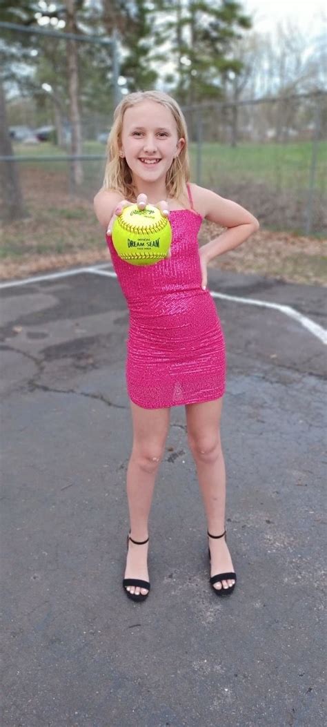 Softball Lover💗🥎 Preteen Girls Fashion Preteen Fashion Cute Casual