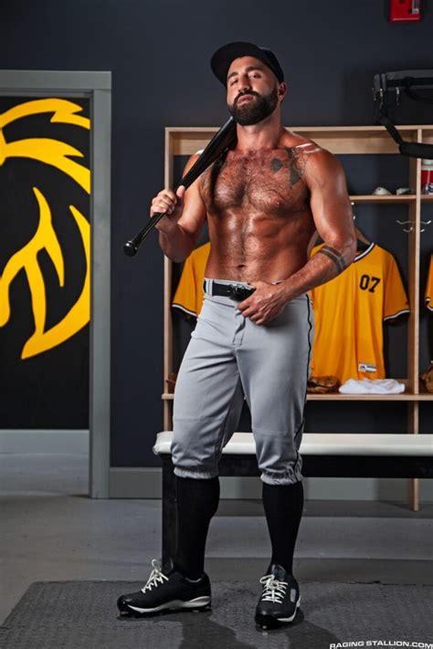 Who Would You Choose Ricky Larkin Sharok Or Wade Wolfgar Daily Squirt