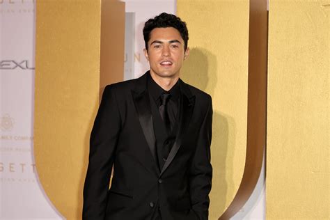 Victorias Secret Introduces Darren Barnet As First Male Model