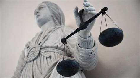 Condamné à 25 Ans De Prison Pour Lassassinat Dune De Ses Locataires