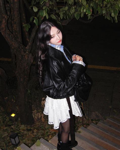 Joy 나두 칠킬의 추억🖤 Instagram