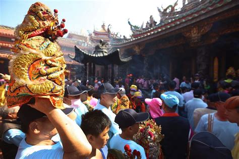 南鯤鯓代天府五府千歲進香期三王吳府千歲 32 趙守彥 1960 數位島嶼
