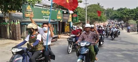 မိတ္ထီလာတွင် ရဲနှင့်စစ်တပ်က ပစ်ခတ်သဖြင့် ဆန္ဒပြပြည်သူအချို့ဒဏ်ရာရ၊ ၂