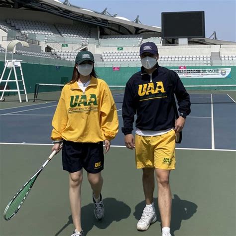 헤이수지 아노락세트 커플 트레이닝 세트 트레이닝복 남자헬스복 캠핑복장