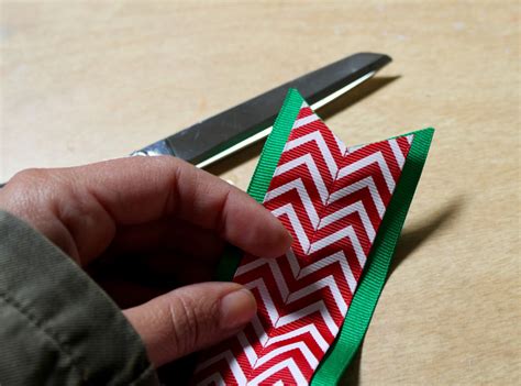 Crafty Texas Girls DIY BIG Christmas Hair Bow