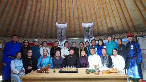 Засгийн газрын хэрэгжүүлэгч агентлаг Соёл урлагийн газрын дарга Э Цэнд Аюуш “Тэнгэрийн хутагт