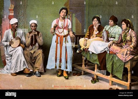 Egyptian Musicians Hi Res Stock Photography And Images Alamy