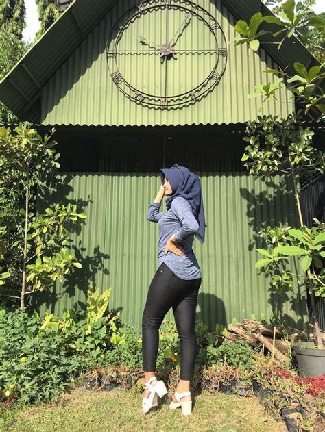 Pin Oleh Pemburu Gadis Supergirl Di C Gadis Berhijab Wanita Berlekuk Gaya Hijab Wanita