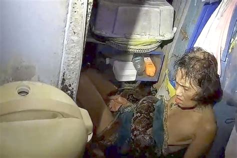 Huge Python Grabs Thai Woman In Her Kitchen Squeezes Her Two Hours Before She Can Be Freed