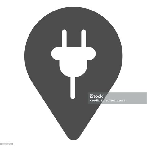 위치 맵 핀 및 플러그 솔리드 아이콘 전기 자동차 개념 흰색 배경에 포인트 기호를 충전 모바일 및 웹용 글리프 스타일의 플러그