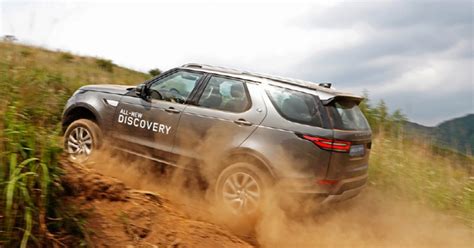 포토 오프로드 본능을 발휘하는 랜드로버 올 뉴 디스커버리