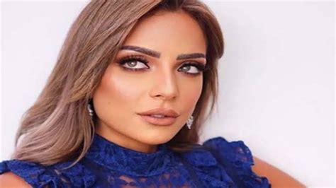 شاهد ريم البارودي تفاجئ جمهورها بإطلالة مثيرة