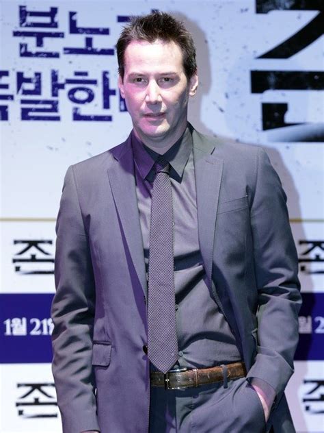 내 삶 책임져 집 침입해 잠까지…키아누 리브스 스토킹한 女 최후 네이트 연예