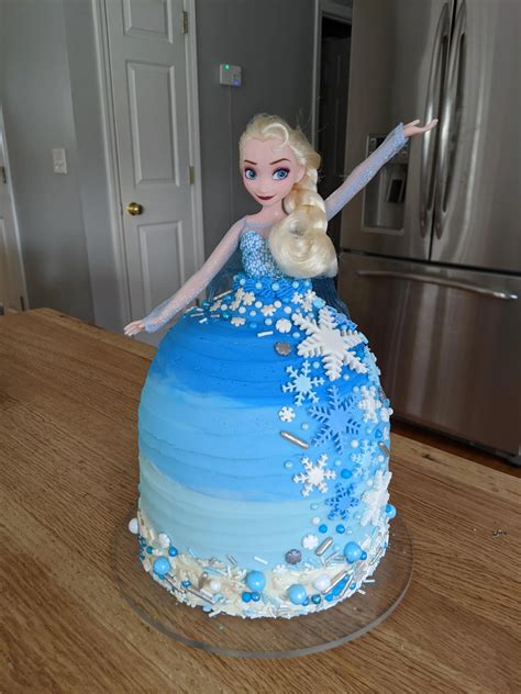 My First Elsa Cake Scrolller