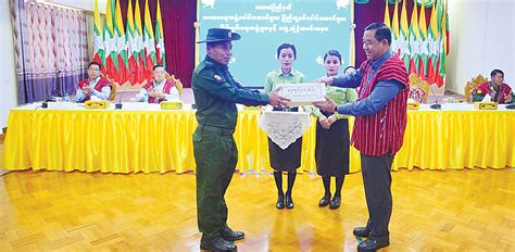 နိုင်ငံတော်စီမံအုပ်ချုပ်ရေး ကောင်စီအဖွဲ့ဝင်များနှင့် ပြည်ထောင်စုဝန်ကြီးများ၊ ဘာသာရေး အဖွဲ့ခေါင