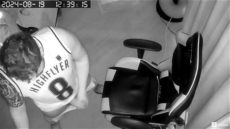 Se Masturba No HorÁrio De Trabalho Animador Na Camera EspiÃ