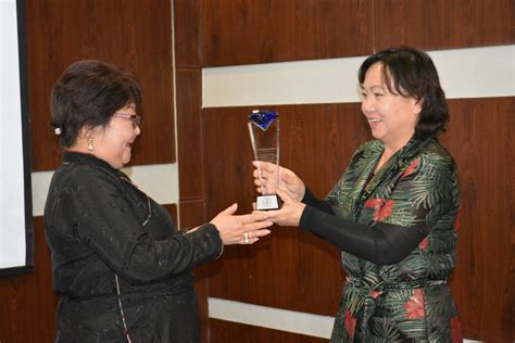 Монголтакс ТМЗ ХХК ийн үүсгэн байгуулагч Х Тунгалагмаа ТМЗ нийгэмлэгийн Удирдах зөвлөлийн