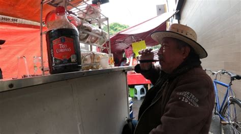 Polla Bebida De Alcohol Con Huevo Crudo Para Desayunar M Xico Desconocido