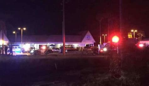 Usa Sparatoria Durante Una Festa Feriti 13 Ragazzi In Terris