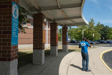 Springfield Des écoles évacuées dans la ville ciblée par la