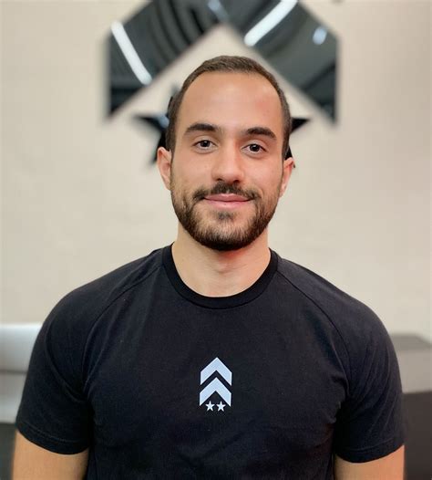 گردان فیتنس مربی پاشا