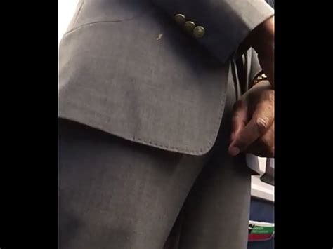 Flight attendant bulge XVIDEOSダウンローダー XVIDEOSの動画をブラウザ上から1クリックでダウンロード