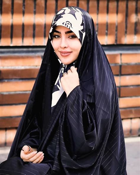 این همون چادر فوق العاده ای هست که مدتیه عضو خانواده ی بزرگ‌حجاب حورا شده🩷 اونقدر دوست