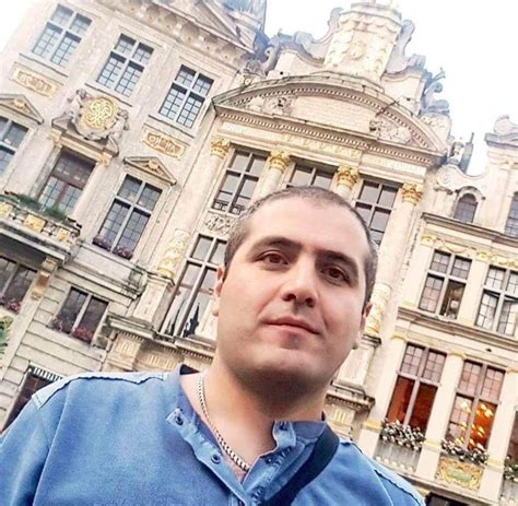 „საბერძნეთში ვმუშაობდი სანთლის საწარმოში სადაც შევისწავლე ჩემი საქმე“ დეკორატიული სანთლები